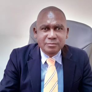 Our Team : The Board | The Belinga Foundation